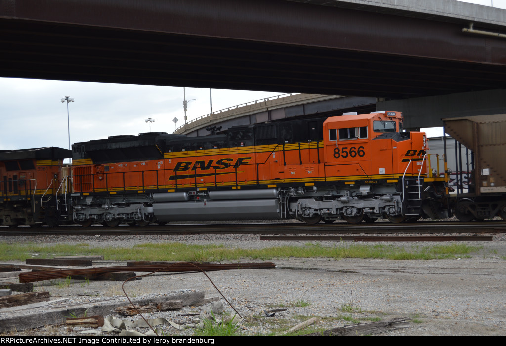 BNSF 8566 on a sb coal load on the ft scott sub